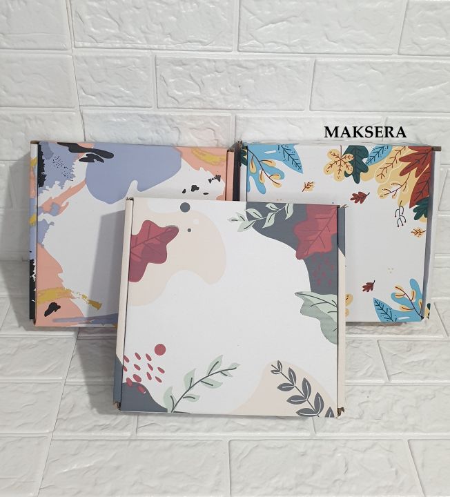 BOX 22x22x8 - KARDUS PACKING / HAMPERS / KARDUS KEMASAN / KARDUS ...