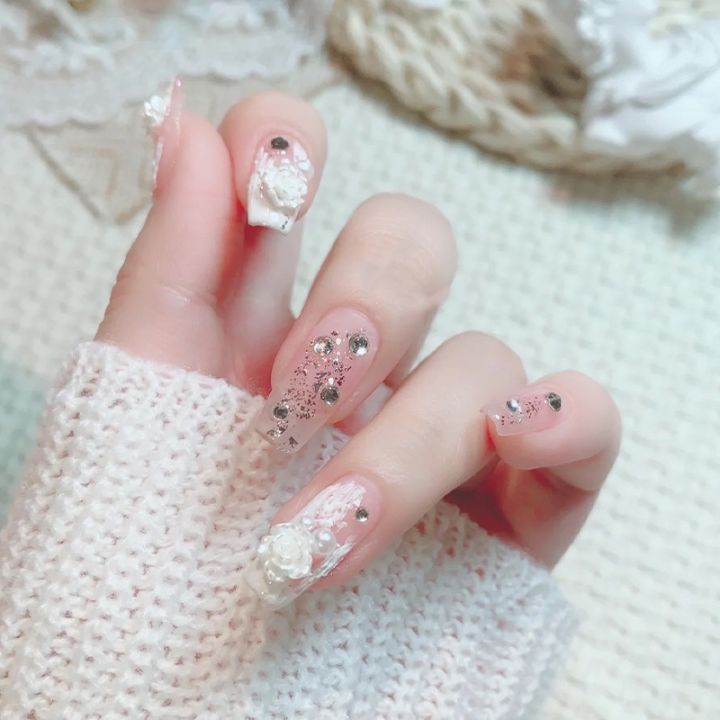 Glitter White Flowers on Nails Jelly Glue Nails Full Cover Glossy False ...