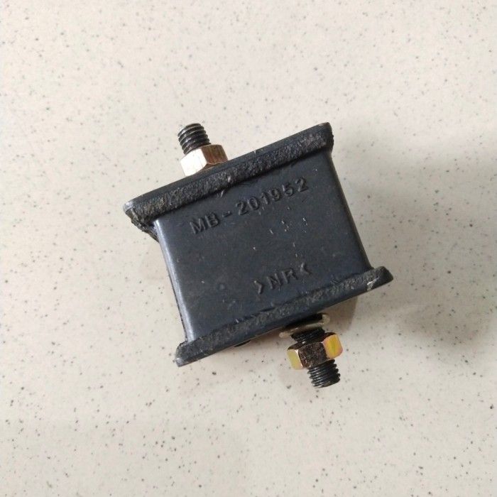 Mitsubishi FUSO CANTER 4D32 Transmission Engine Mount Support ME-201952 ...