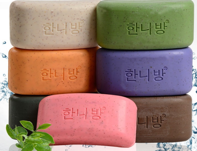 Korea Volcano Mud Soap Health & Beauty bundle of 7x 170g Foc Foaming ...