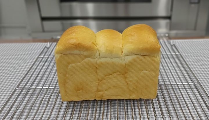 Nama Shokupan Open Top Bread ขนมปังนุ่มสไตล์ญี่ปุ่น ขนมปังทรงกะโหลก ไม่ ...