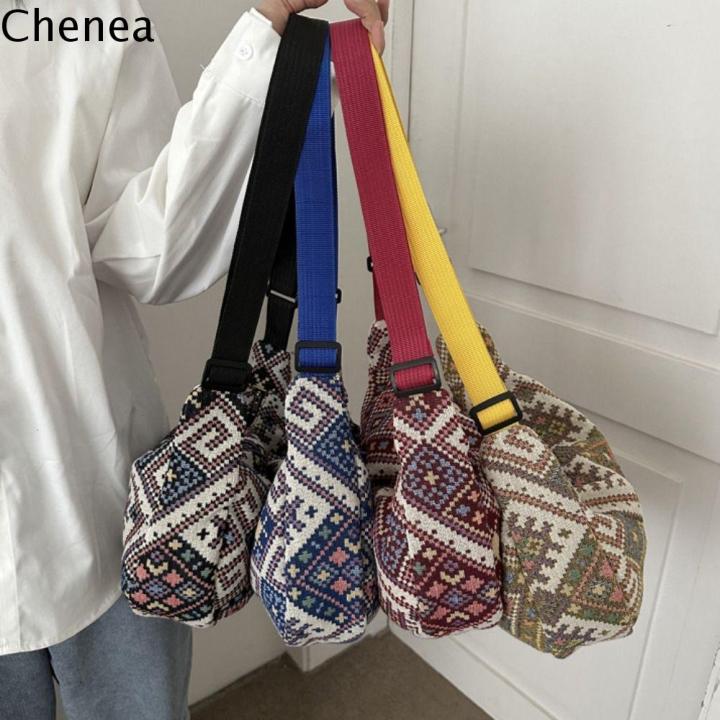 CHENEA จุได้มาก กระเป๋าสะพายไหล่สไตล์ชนเผ่า ถุงใต้วงแขน โบฮีเมียน ...