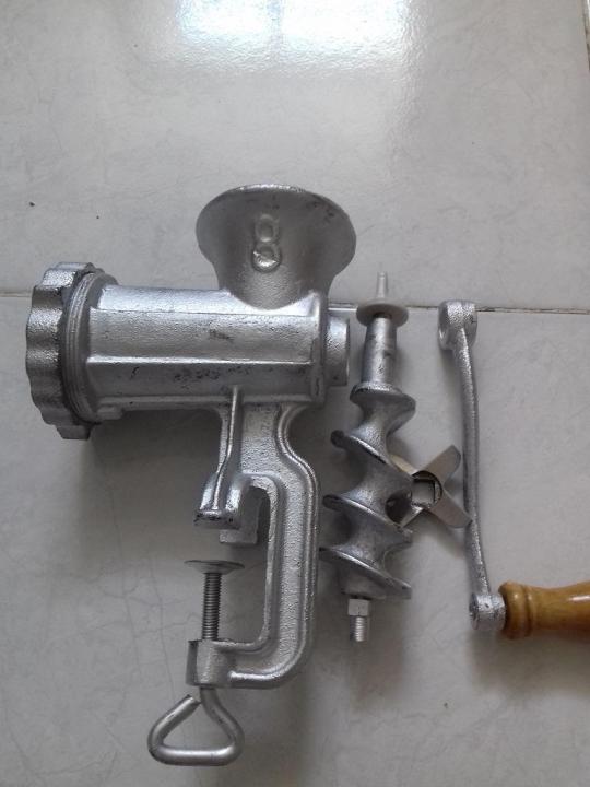 Gilingan Daging Besi Jumbo Silver Alumunium No.8 | Lazada Indonesia