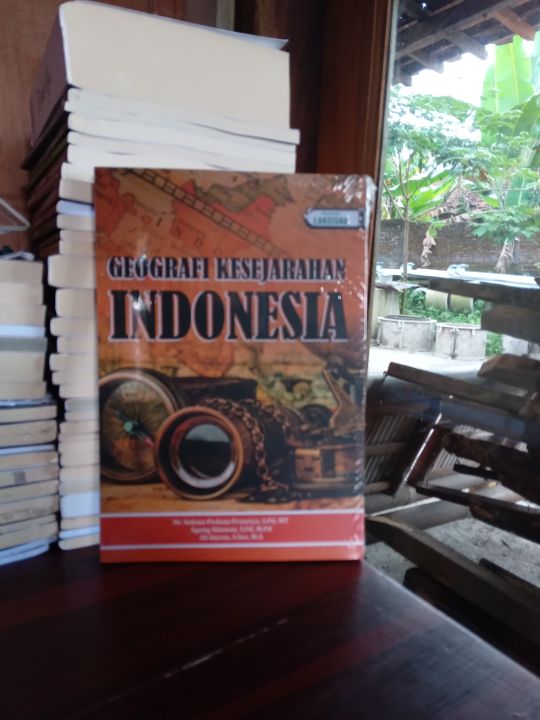 SEJARAH INDONESIA MASA ORDE BARU HINGGA REFORMASI | Lazada Indonesia