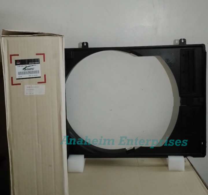 Mitsubishi Montero 2016 - 2019, L200 Triton Strada 2019 - 2023 Radiator ...