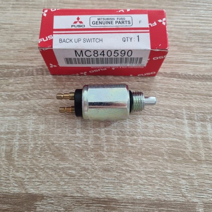 BACK UP SWITCH SWIT ATRET MUNDUR PS 100 120 4D31 MC 840590 | Lazada ...