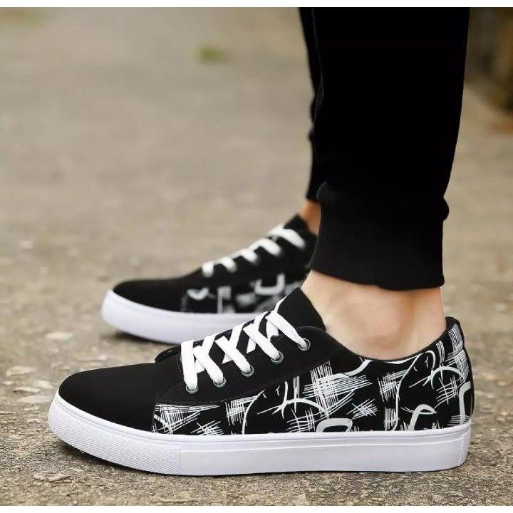Sepatu sneakers trend fashion terbaru sepatu casual terkini remaja ...