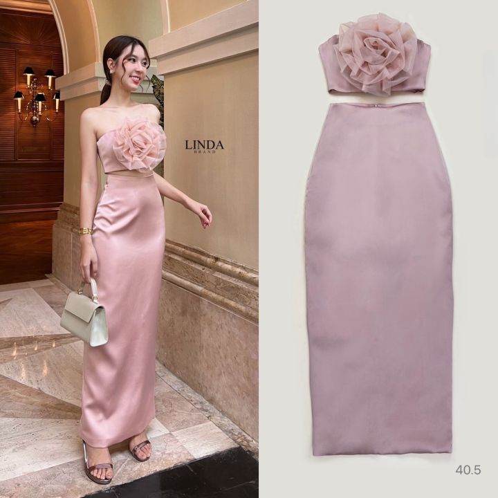 Linda set เสื้อ+กระโปรงยาว ผ้าซาตินอัดกาว ดอกไม้คือผ้าแก้วเนื้อนิ่ม ...