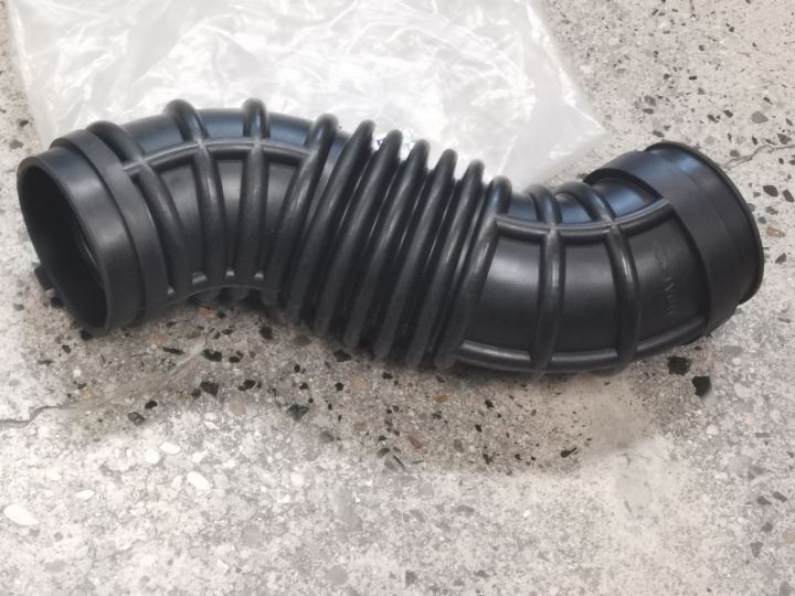 GM Air Cleaner Duct Hose - ELBOW OUTLET - for Chevrolet Captiva 2.0L ...