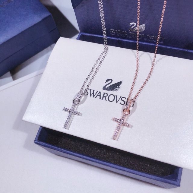 Swarovski สร้อยคอไม้กางเขน S925เงินแท้เพชรคาร์บอนสูง | Lazada.co.th