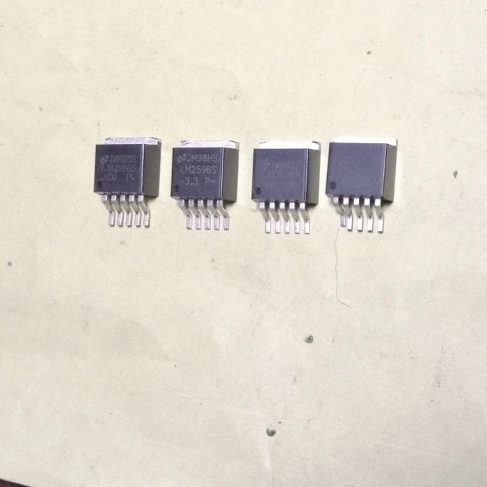 3 Buah 3Pcs LM2596S LM2596 ADJ 3.3 5.0 12 Volt IC Regulator Switching SMD To-263-5 - 5.0 Volt ...