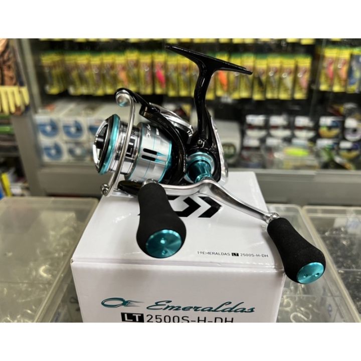 รอกสปิน DAIWA Emeraldas แขนคู่ | Lazada.co.th