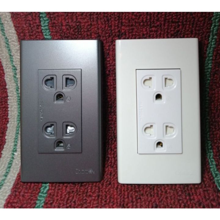 Omni Duplex Universal Outlet with Safety Shutter (WWG-402) White or ...