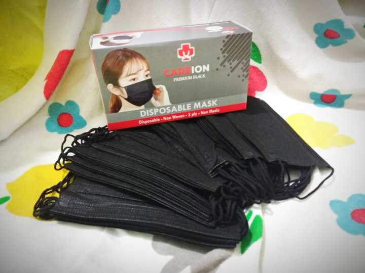 Mega Mask Earloop 3ply Hitam 1 Box isi 50pcs / Masker Earloop 3ply ...