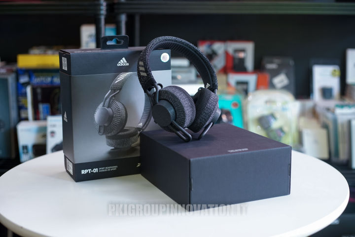 หูฟัง Bluetooth Adidas RPT-01 มือหนึ่งใหม่แกะกล่อง เหลือแต่สีขาว (ในภาพ ...