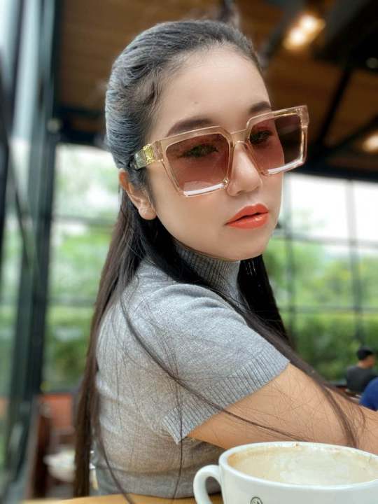 แว่นเก็บทรง ร้าน ANNNI แว่นตาแฟชั่น แว่นตากันแดด แว่นตาวินเทจ สุดเกร๋ ...