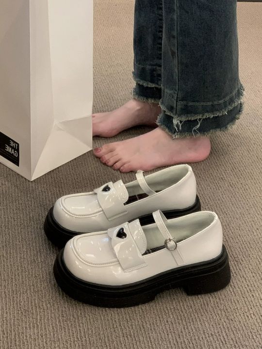 In the spring of 2023, fashion shoes with love, British style and thick ...