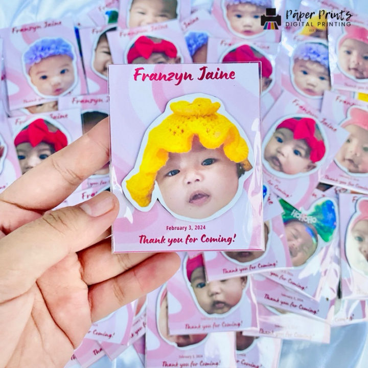 FACE CUT-OUT REF MAGNET FOR SOUVENIRS (BIRTHDAY, CHRISTENING ETC ...
