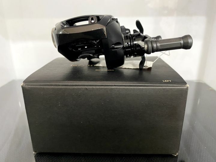 รอกตกปลา รอกหยดน้ำ Megabass IS73 COMPETITION | Lazada.co.th