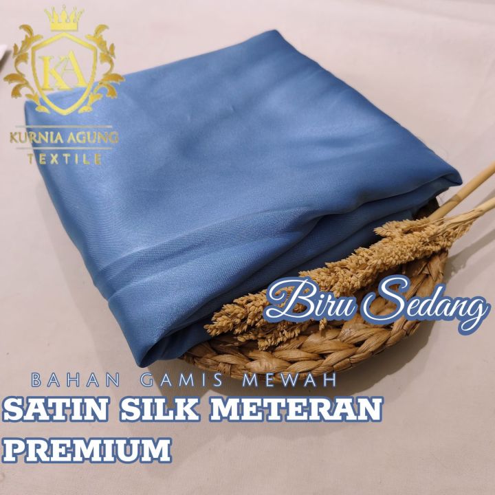 Kain Satin Silk Meteran Premium Original warna BIRU SEDANG Lebar Kain 1 ...