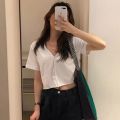 Áo croptop cổ v dệt kim nút gài tôn dáng LACA STORE, áo thun crt tim ...