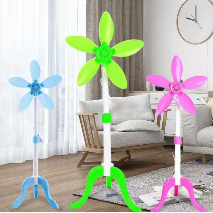 (Promo Discount!) ZH 5 Blades Stand Fan Adjustable Mini Stand Fan ...