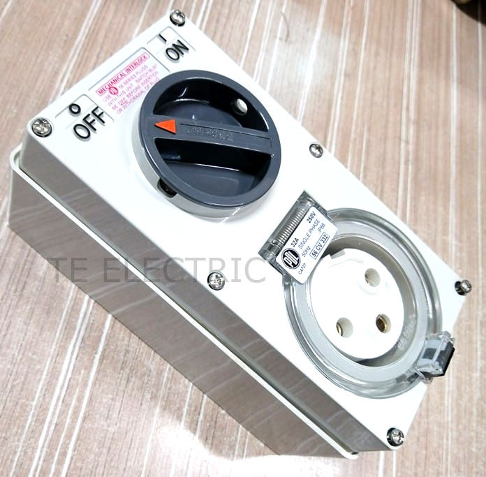 PDL 56CV 332 32A 3 PIN INDUSTRIAL COMBINATION SWITCH SOCKET 250V, WATERPROOF IP66 | Lazada