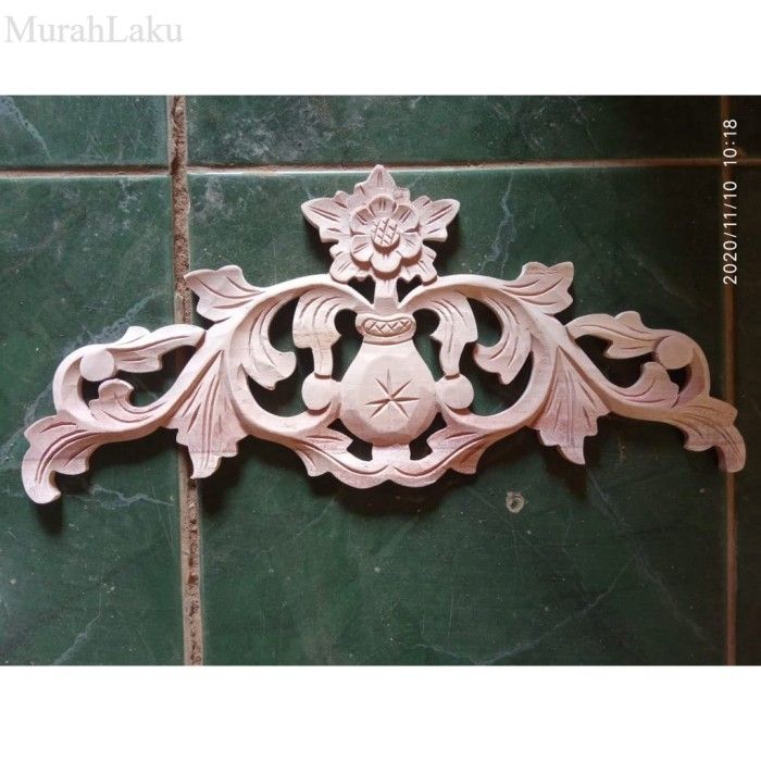 Ukiran Ornamen Tempel Serbaguna Ornamen Kayu Ukir Mahkota Mawar - Kayu ...