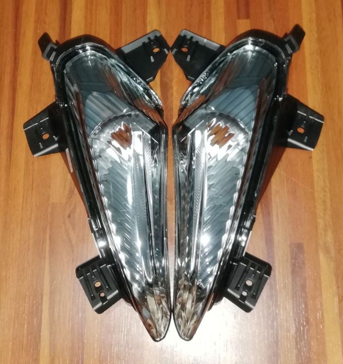 FRONT SIGNAL LIGHT UNIT W/O BULB SNIPER 150 V1/V2 | Lazada PH