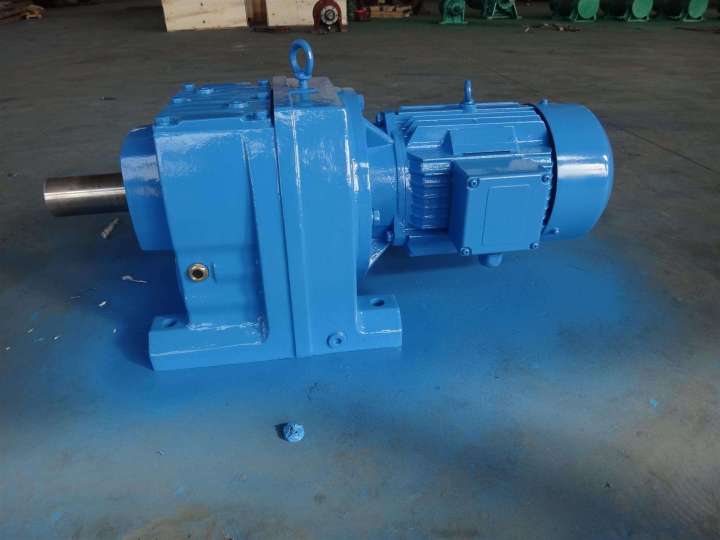 R series helical gear hard tooth surface reducer gearbox variable speed ...