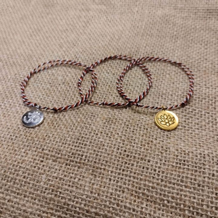 Gelang Tridatu Tipis 1mm Simbol Omkara Lotus Handmade Rajarta Sanjaya ...