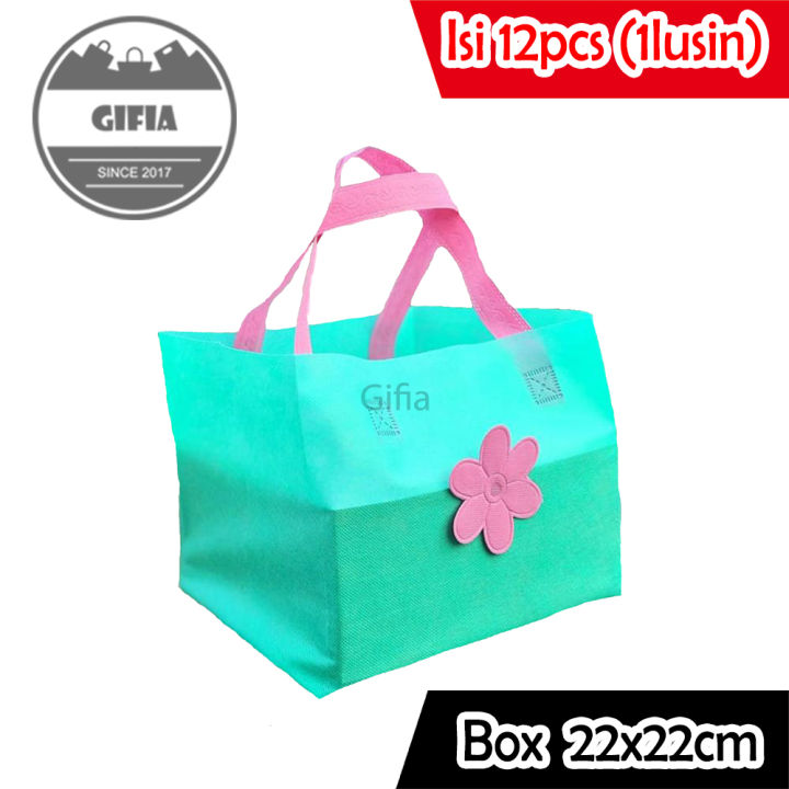 Isi 12pcs (Box 22x22) Tas Spunbond / Tas Kain / Goodie Bag / Kantong Souvenir / Box Nasi ...