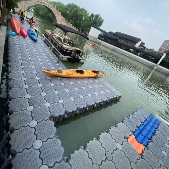 Custom-made floating dock berth water platform pontoon yacht dock water ...