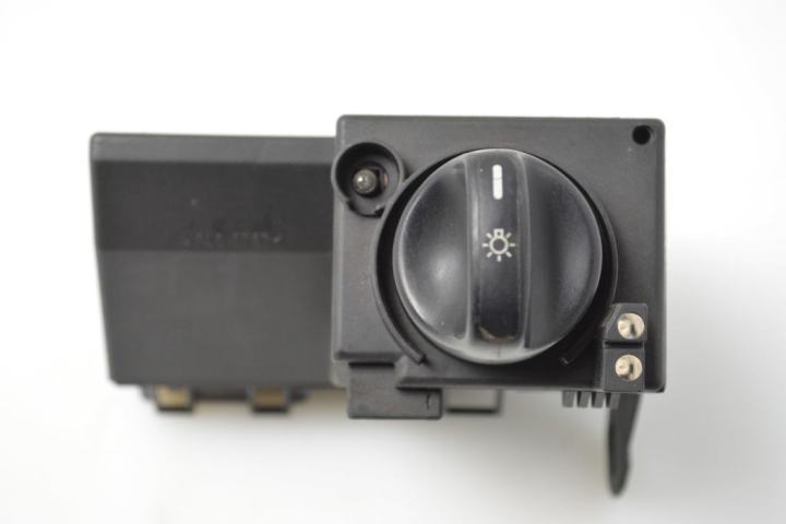 Original Mercedes Benz E-Class W210 Headlamp Switch A2105450504 (Used ...