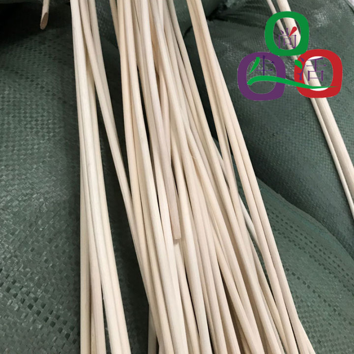 Indonesian rattan rattan bone woven basket material is used to make ...