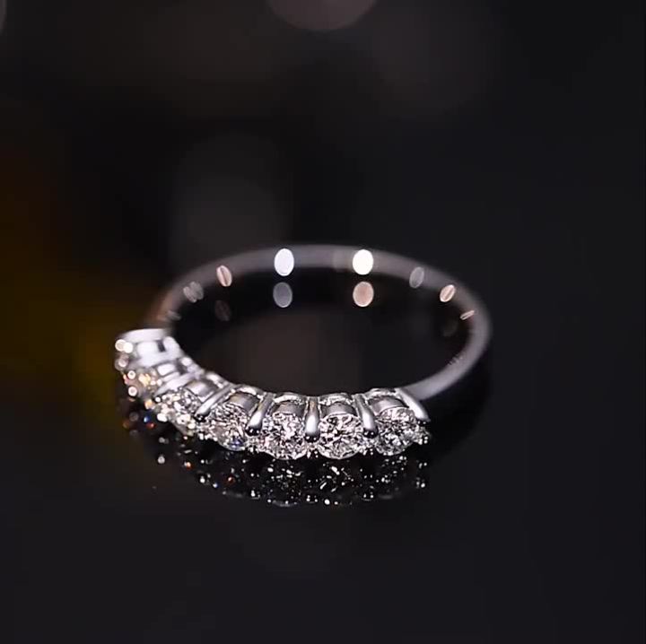 แหวนเจ็ดดาวทางขวากำลังรอแหวนเพชร Mosan s925 เงินแท้ Seven Princess Classic Crown ข้อเสนอ Douyin ...