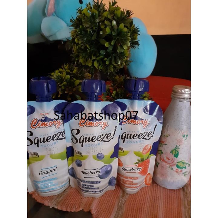 Cimory Squeeze yogurt 120 Gr dan Greenfields yogurt pouch 80 gr ...