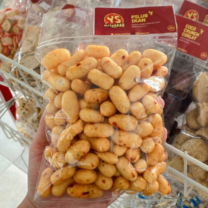 Cemilan Snack Pilus Ikan Pedas Gurih By YS KRIUKKKKK | Lazada Indonesia