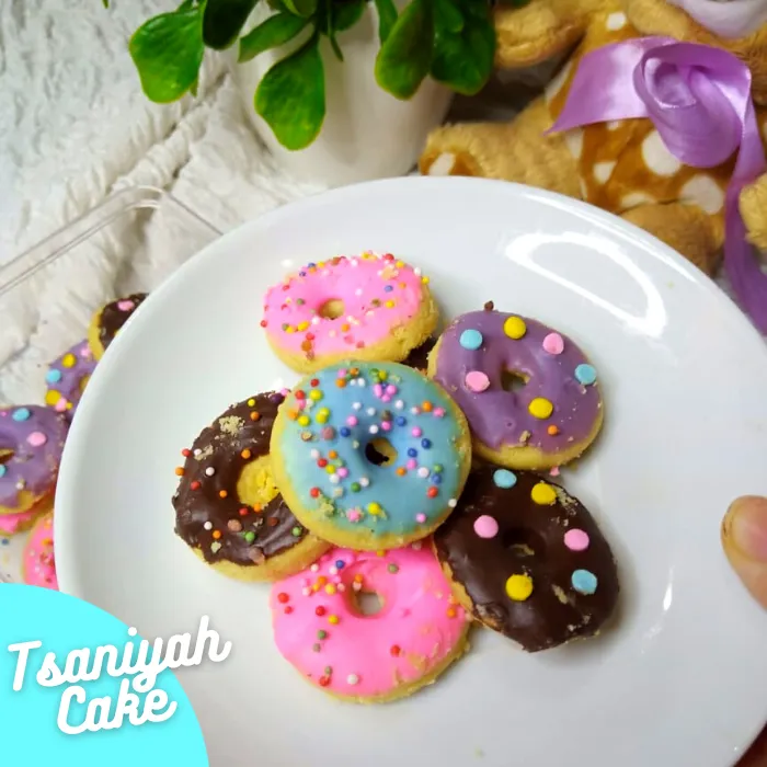 Kue Kering Premium Donat Mini Donuts Donut Kuker Lebaran Cookies Pastry ...