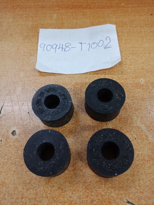 687. 90948-T1002 ลูกยางสกูรกันโคลง INNOVA ปี 2008 ของแท้ เบิกศูนย์ ...