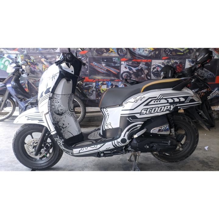 Stiker Scoopy 2018 Decal Full Body Scoopy Premium White Black Cyrcle ...