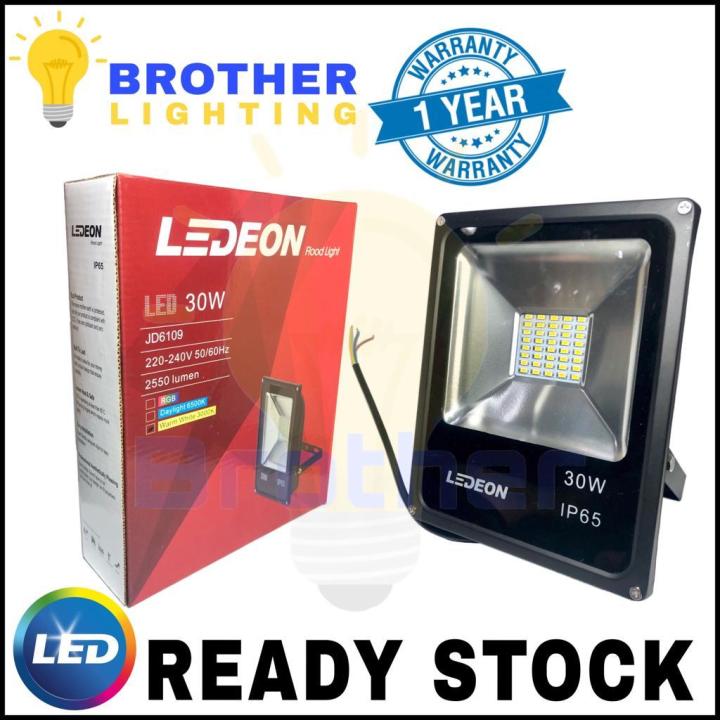 LEDEON 30W LED Spotlight Outdoor Lighting Flood Light IP65 Energy ...