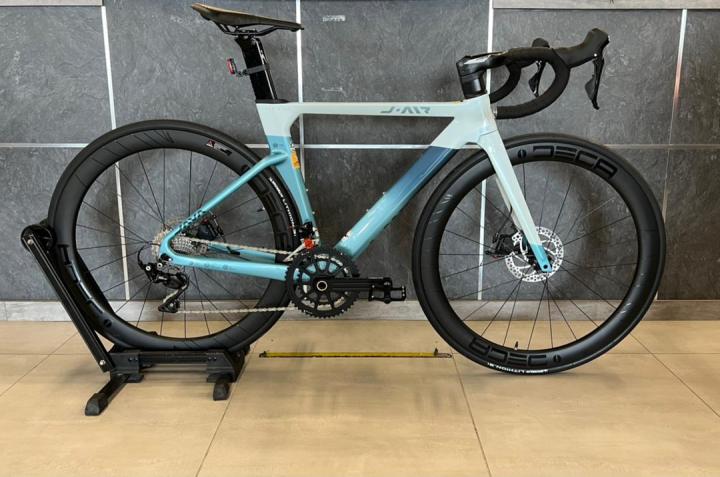 JAVA JAIR FUOCO UCI APPROVED SHIMANO 105 CARBON WHEELSET ROAD BIKE COME ...