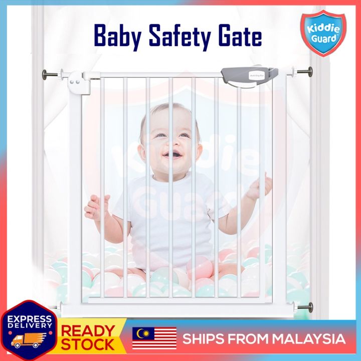 Adjustable BABY SAFETY GATE Auto-Close One Handed Operation Gate Rail ...