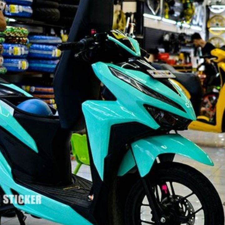 SKOTLET STIKER MOTOR HIJAU TOSCA METALIK GLOSSY SKOTLET HIJAU TOSCA ...