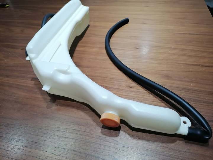 NISSAN URVAN / ESTATE COOLANT TANK - RADIATOR RESERVOIR Urvan E25 ...