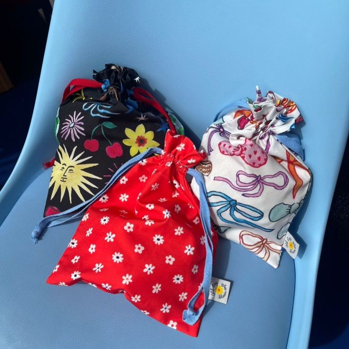 Floral Joy Pouch กระเป๋าหูรูด - Olddaybloom | Lazada.co.th