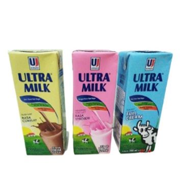 Susu Ultra Minuman dalam kemasan kotak 200 ml siap untuk diminum dengan ...