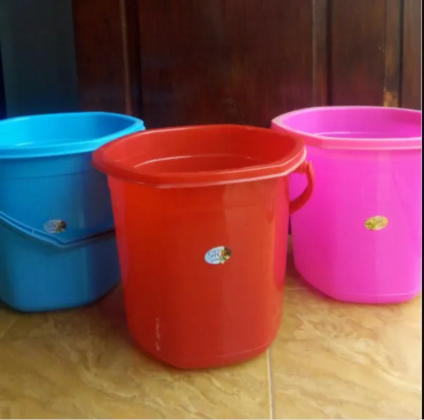 TIMBA 4 GALON SEGI ENAM warna random kusus gojek | Lazada Indonesia