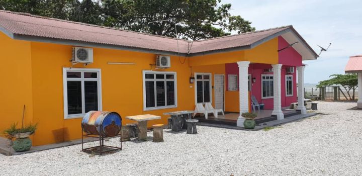 D'Pantai Homestay - Rumah 1 dan 2 - Setiap rumah mempunyai 3 bilik | Lazada
